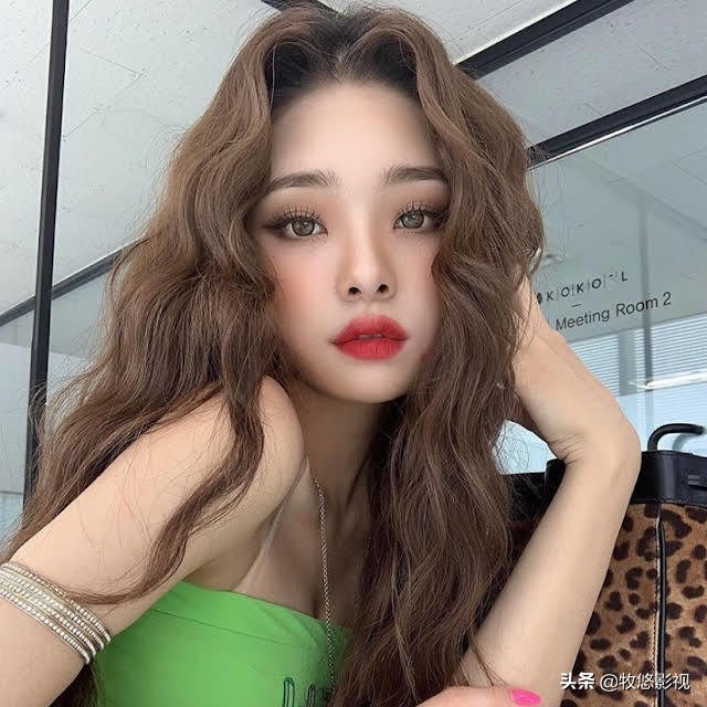 Song Zhiya became popular, and her performance in "Single is Hell" is ...