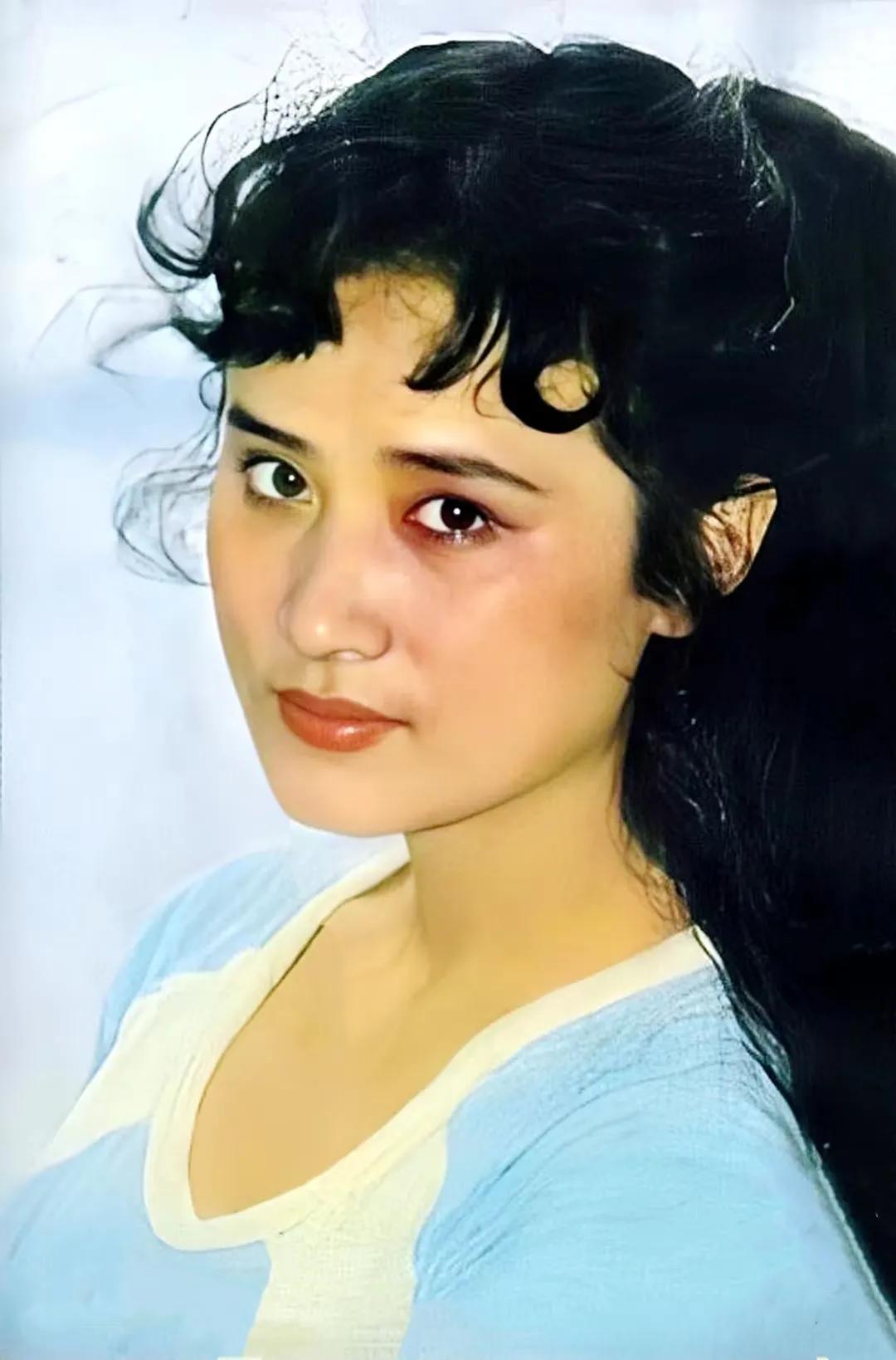 Zhang Xiaolei, a few old photos from the past - iMedia