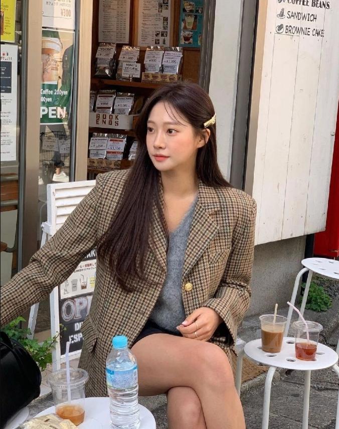Ins fashion blogger temperament gentle and simple outfit Look - iNEWS