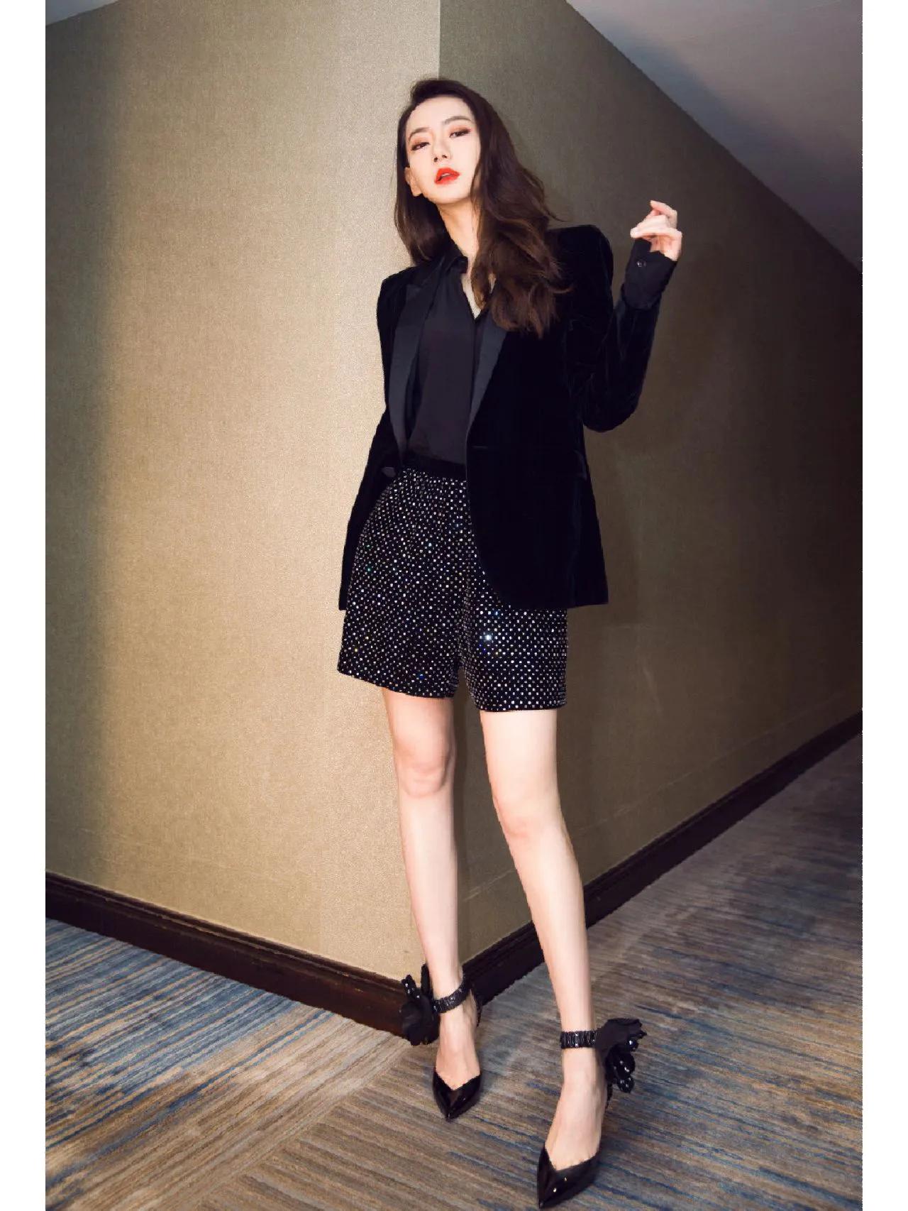 Qiwei black princess dress - iMedia