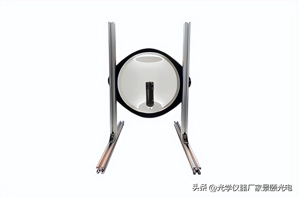 Wide-angle integrating sphere uniform light source - iNEWS