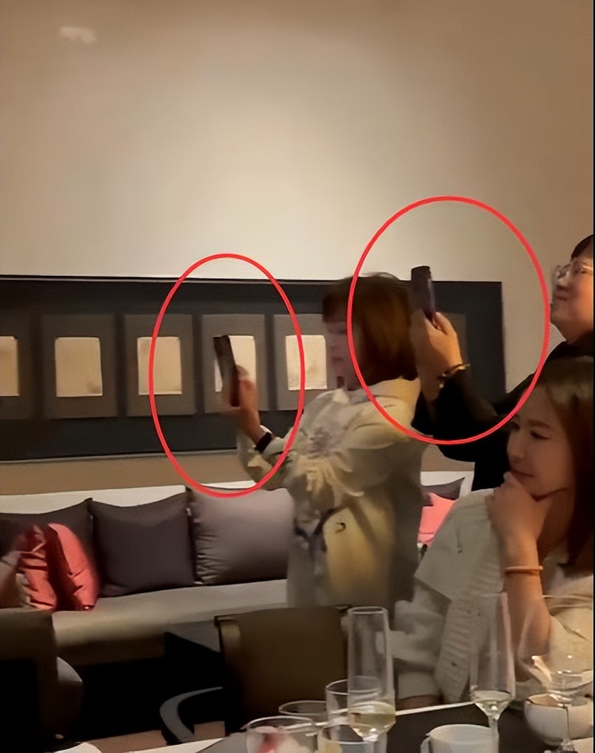 Huo Jianhua and Wang Leehom met in private, Ruby Lin listened calmly, wearing more than 40,000 ...