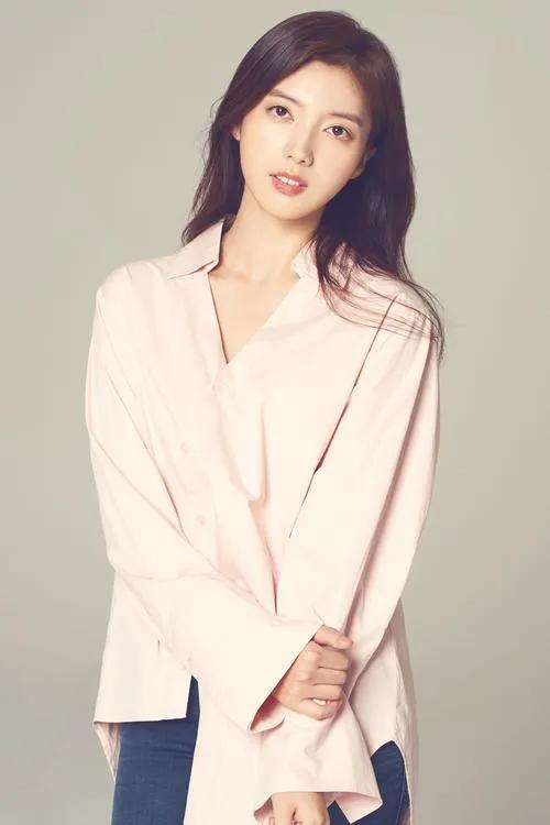 South Korean "big-eyed beauty" actor Cai Shuchen - iNEWS