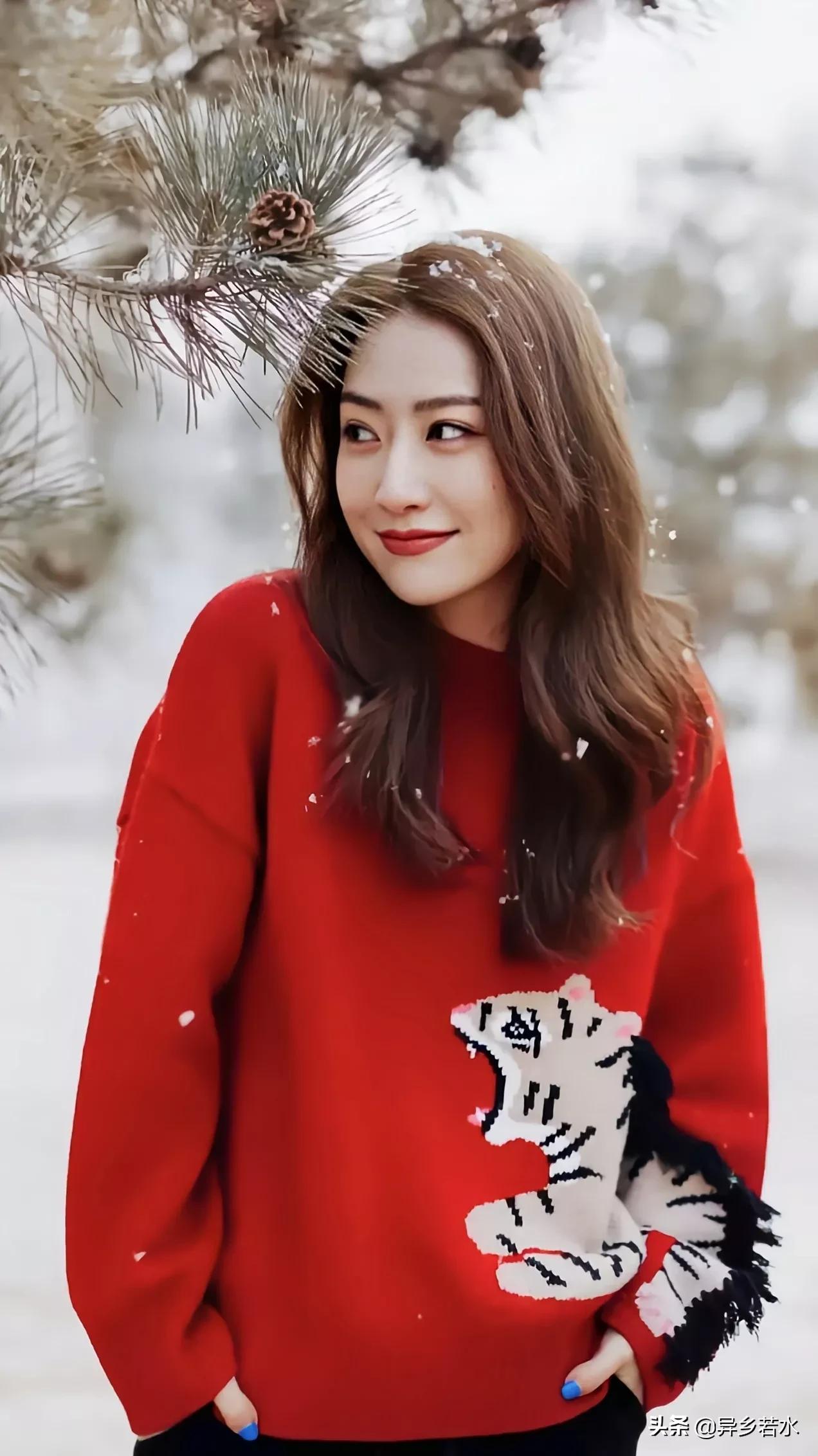 "The Four Beauties of Beijing" Goddess - Bai Bing - iNEWS