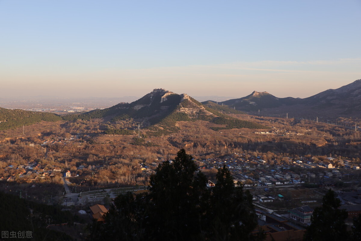 One of the Eight Scenic Spots in Ancient Qingzhou, Camel Mountain ...