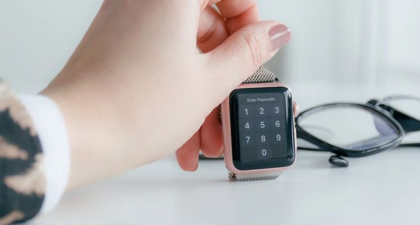 There are many sensors used in smart watches - iMedia
