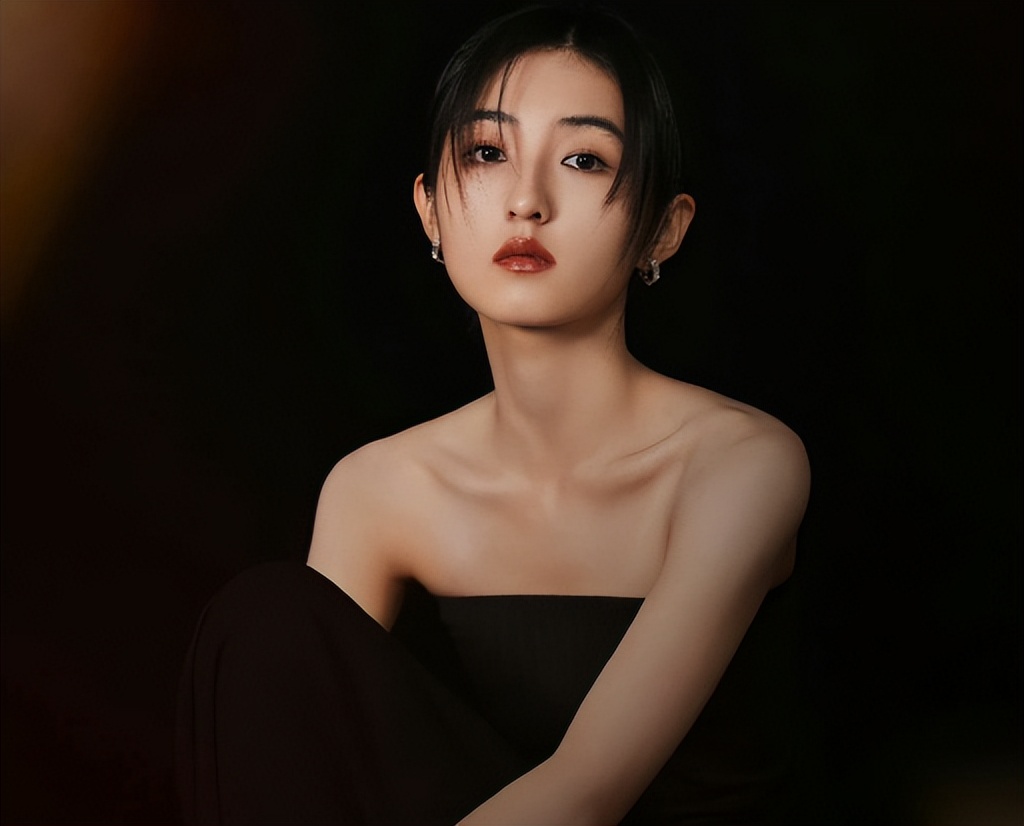 The Huabiao Award is too embarrassing! Jiang Shuying wrote a typo, Chen ...