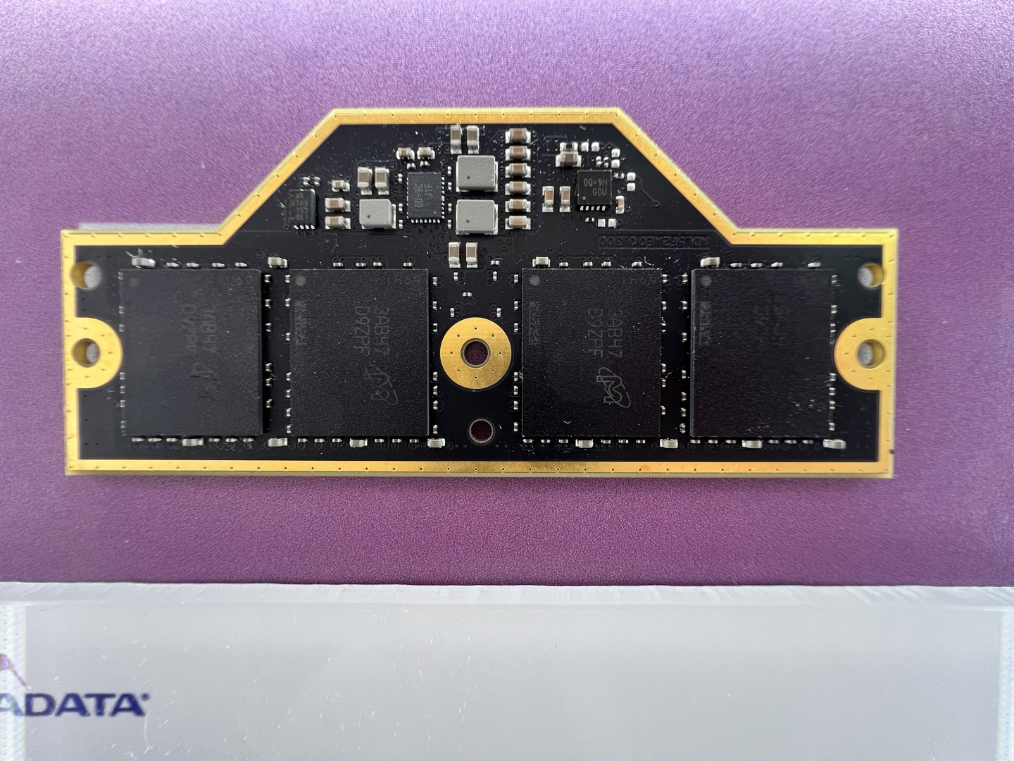 ADATA showcases the XPG Nia handheld game console: the first to feature ...