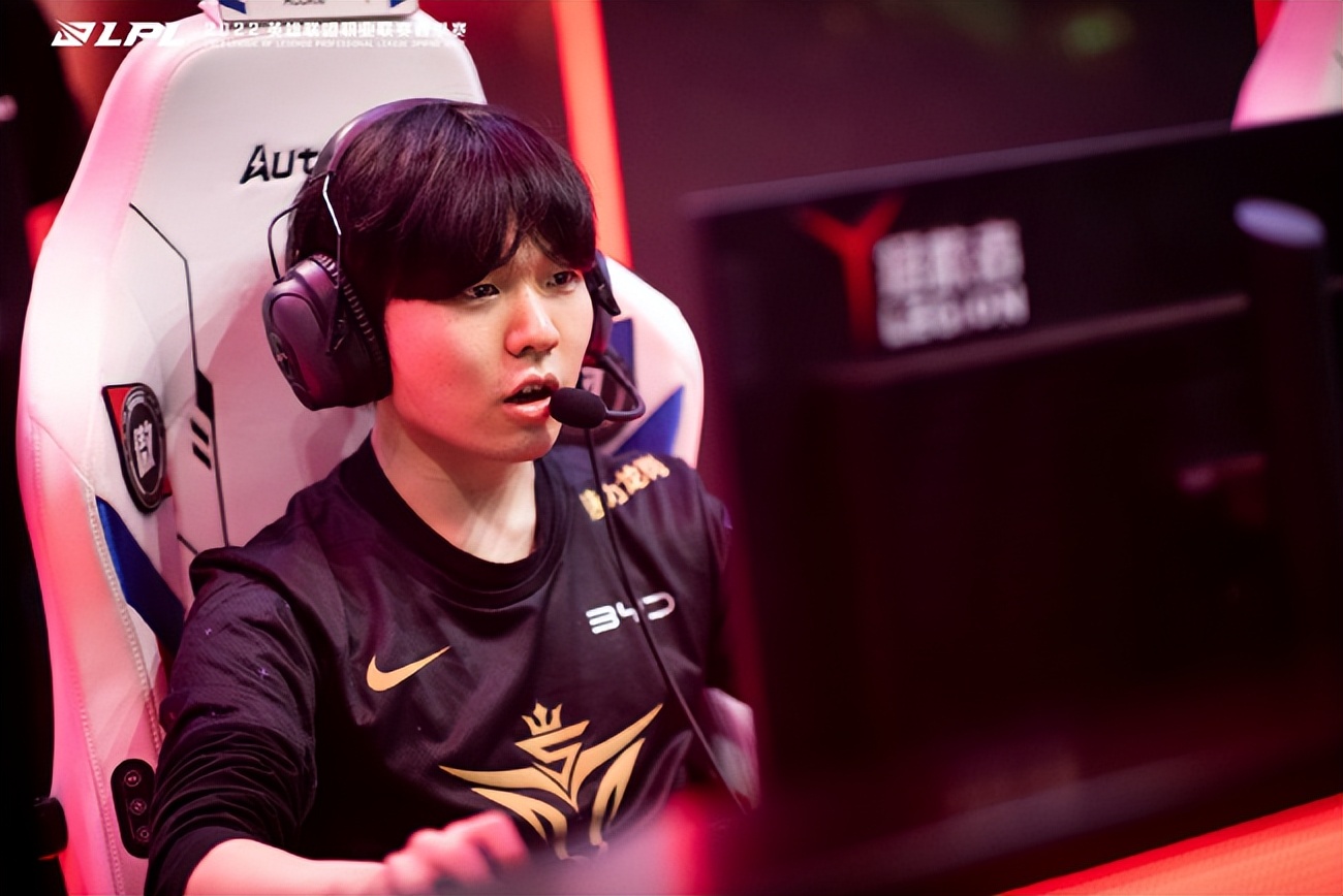 LOL: V5 mid laner Rookie tied the record set by Doinb: won the LPL regular season MVP for the ...