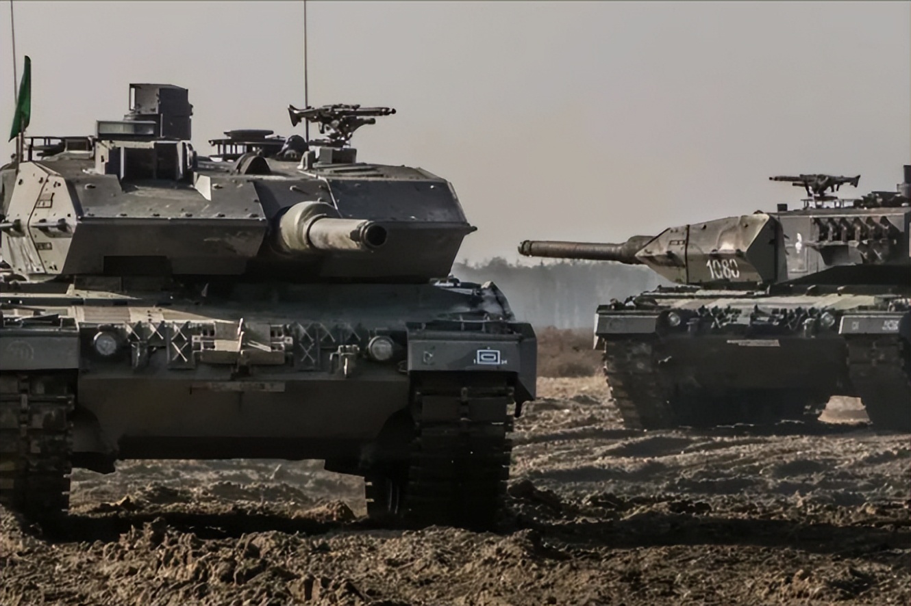 A batch of damaged Leopard 2 arrived in Poland, was left alone and no ...