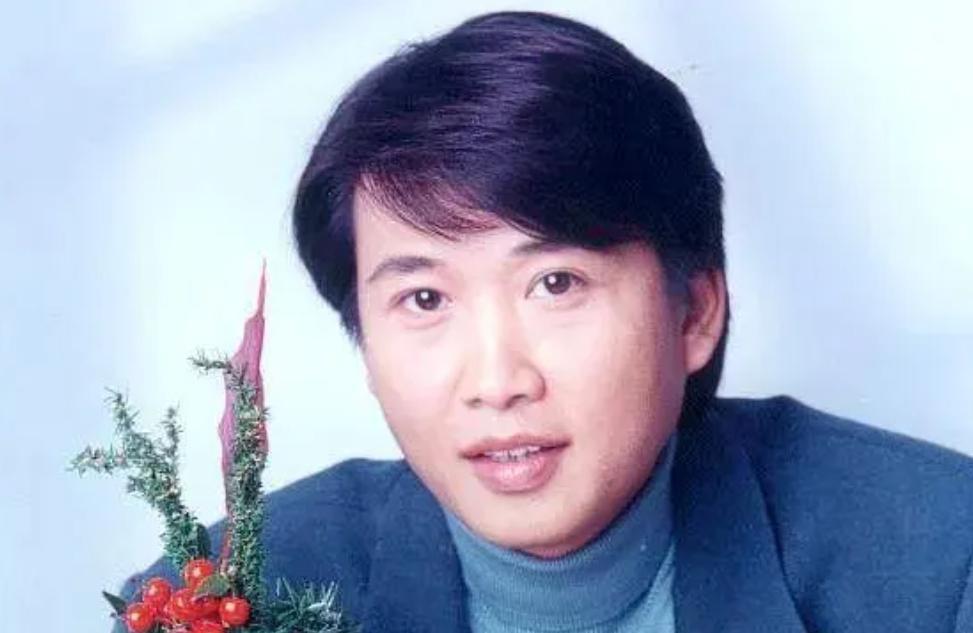 "Music Poet" Zhou Zhiping chose to retire at the peak of his career - iNEWS