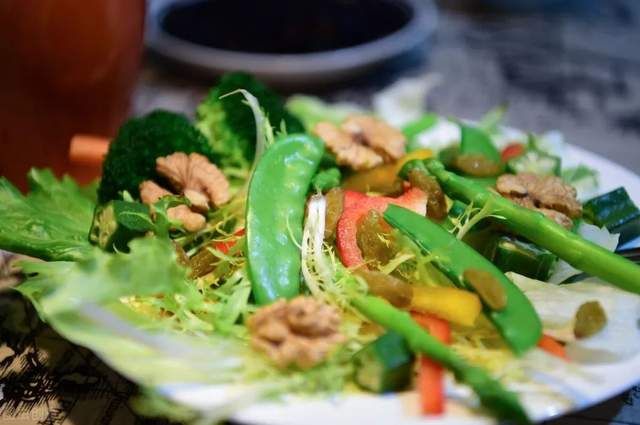 Trillions of pre-made dishes will kill 90% of chefs in 10 years? - iNEWS