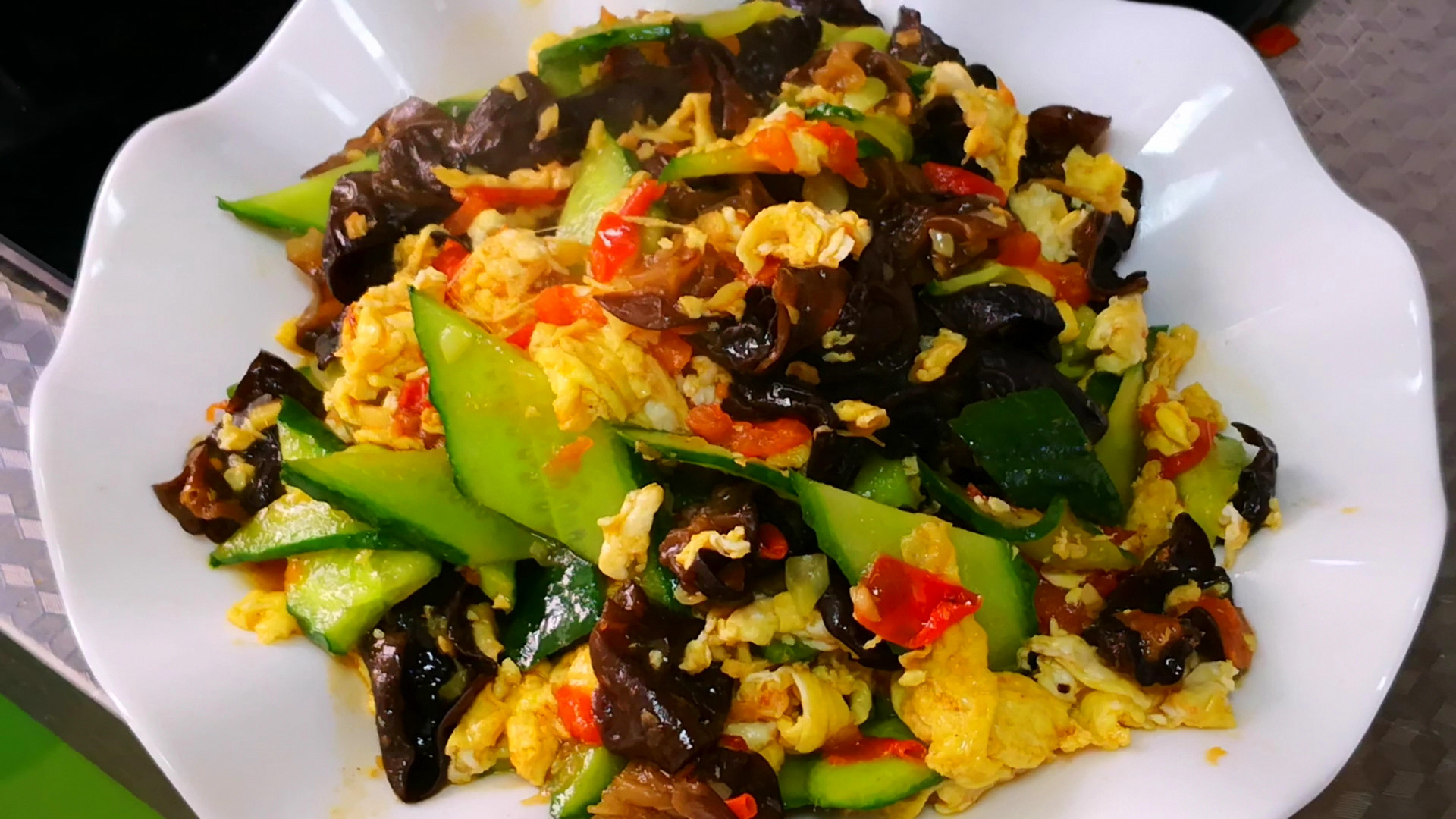 Eggs and it are a perfect match. After eating for more than 40 years, I ...