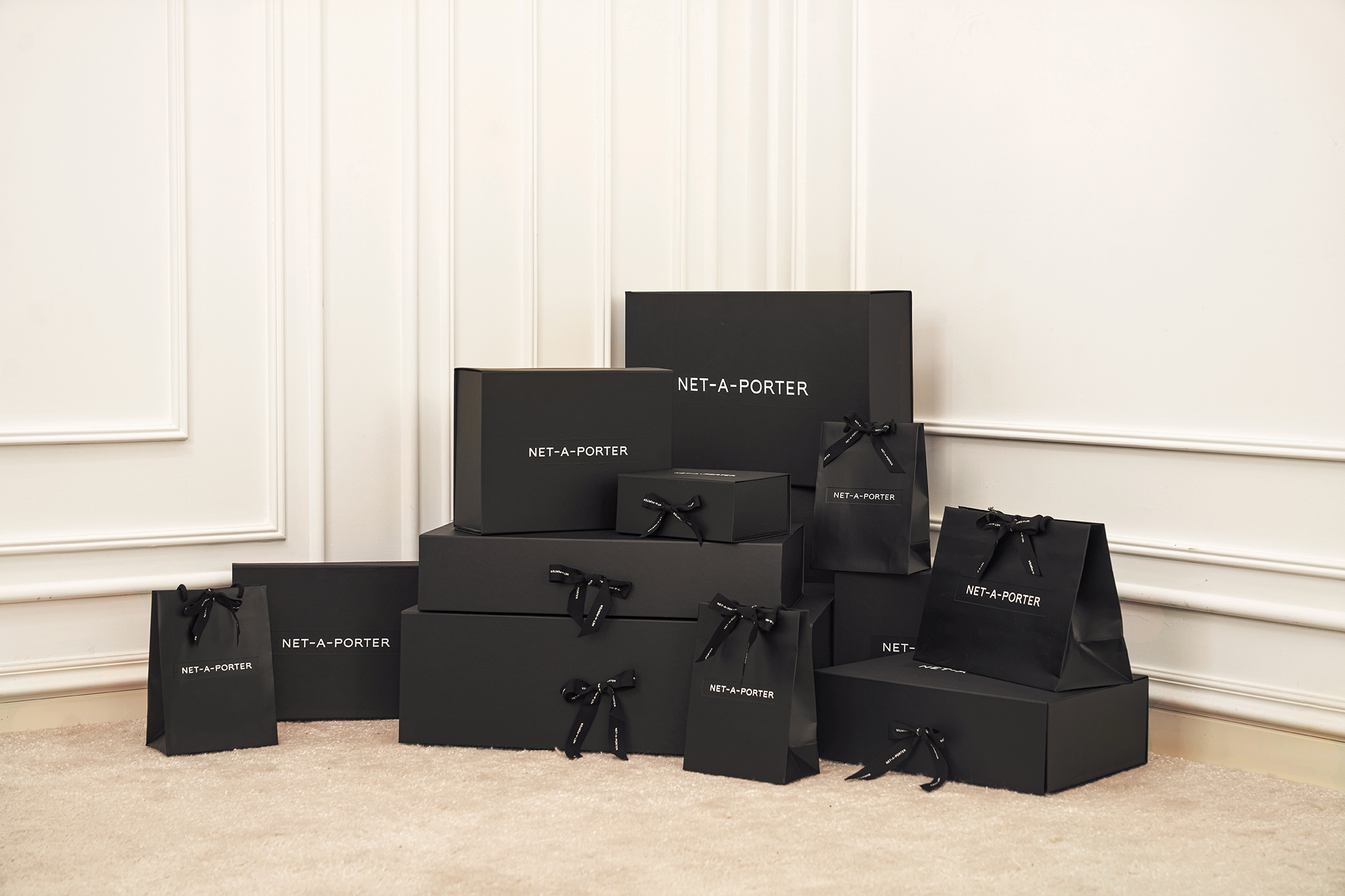 On the third anniversary of entering China, how does NET-A-PORTER seize ...