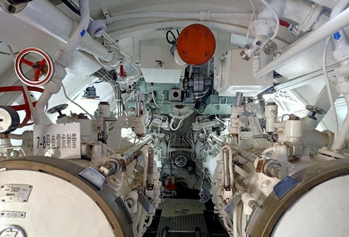 CCTV exposed the internal structure of the 094 submarine. This is the ...