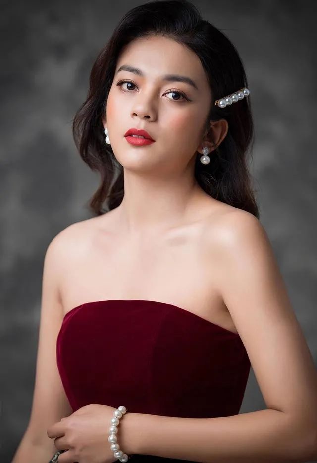 Top ten beautiful red stars born in Guangxi!All the devil's body is too ...