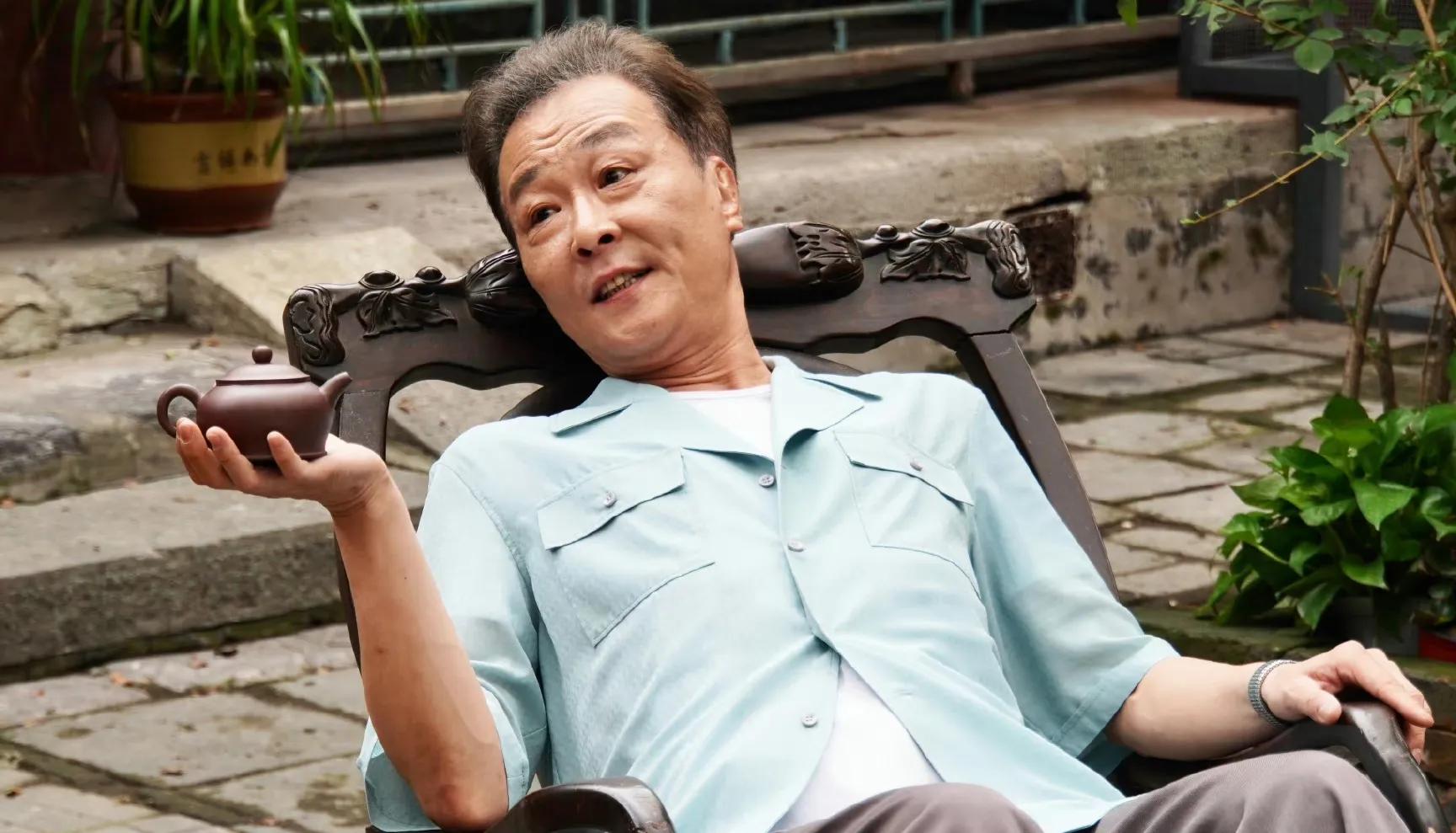 Actor Qian Bo: When he was young, he went to Japan to study abroad for ...