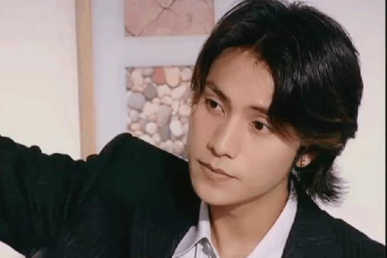 Chen Kun's 21-year-old son shows off Rolls-Royce! Chen Kun finally ...