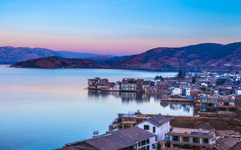 Feel the wind in fate, how to play in Erhai Lake - iNEWS