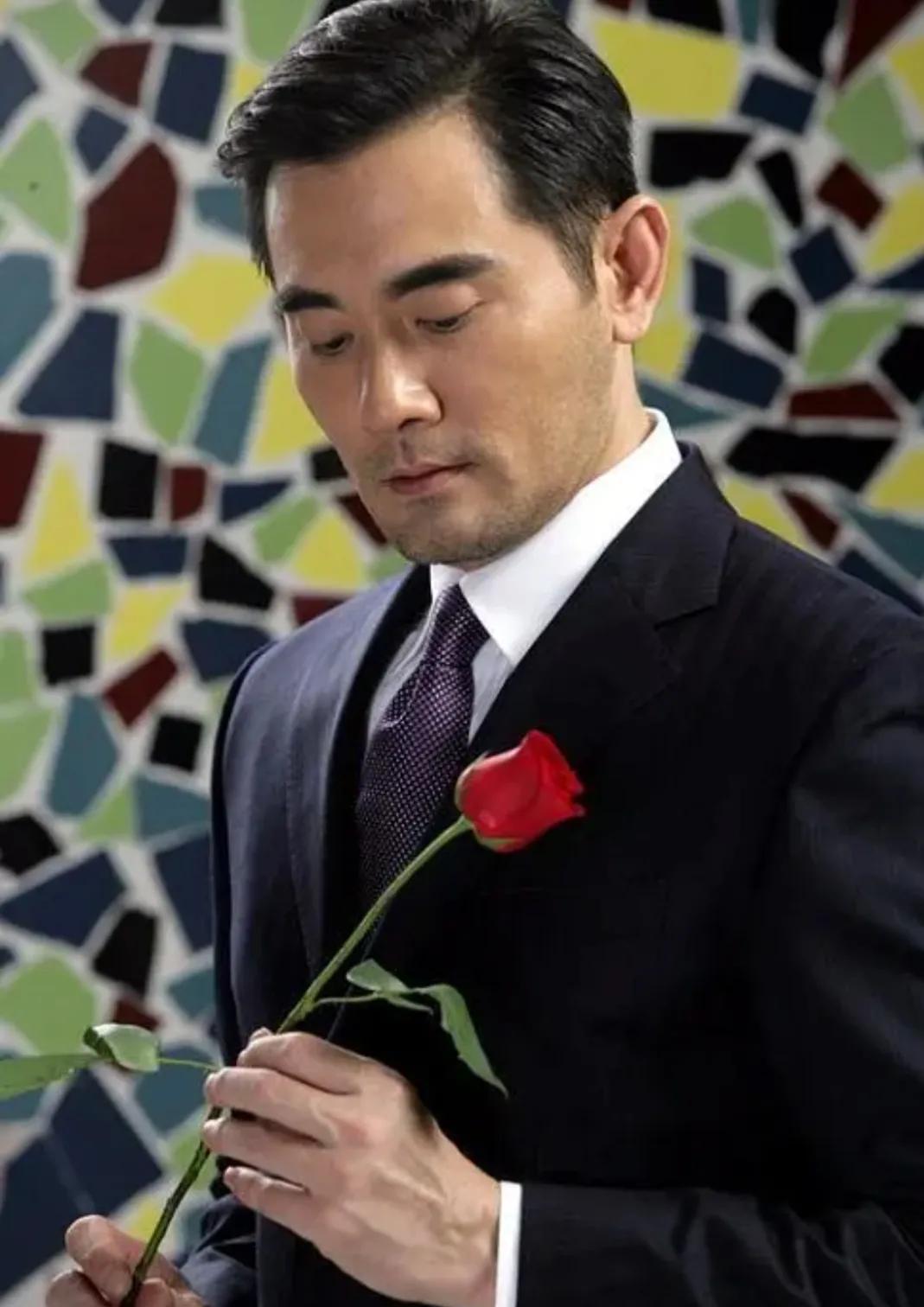 Zhao Wenxuan! Zhou Xun and Chen Hong fell in love with him at first ...