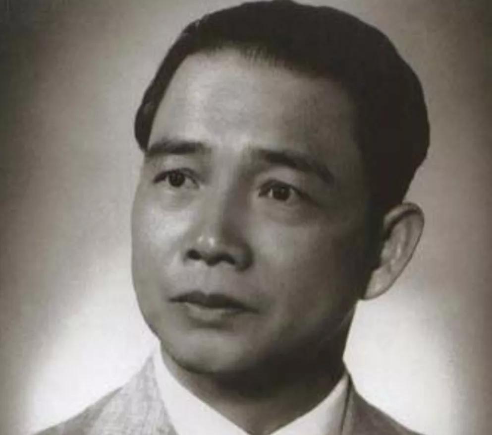 What is the relationship between Chiang Kai-shek and Wang Jingwei, and ...