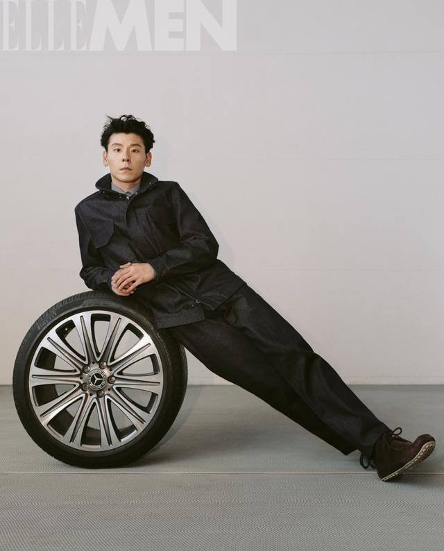 Jiang Qiming plays "Jiang Qiming" - iNEWS