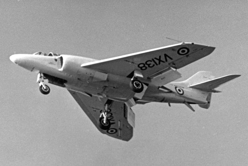 British Super Marlin Scimitar (Scimitar) carrier-based fighter - iNEWS