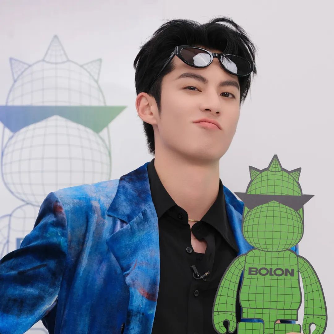 Yang Mi Zhao Liying, Xie Na, Chen Duling - iNEWS