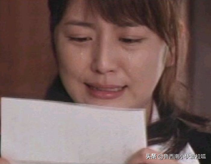 A selection of 16 Japanese actresses and stars with super natural ...