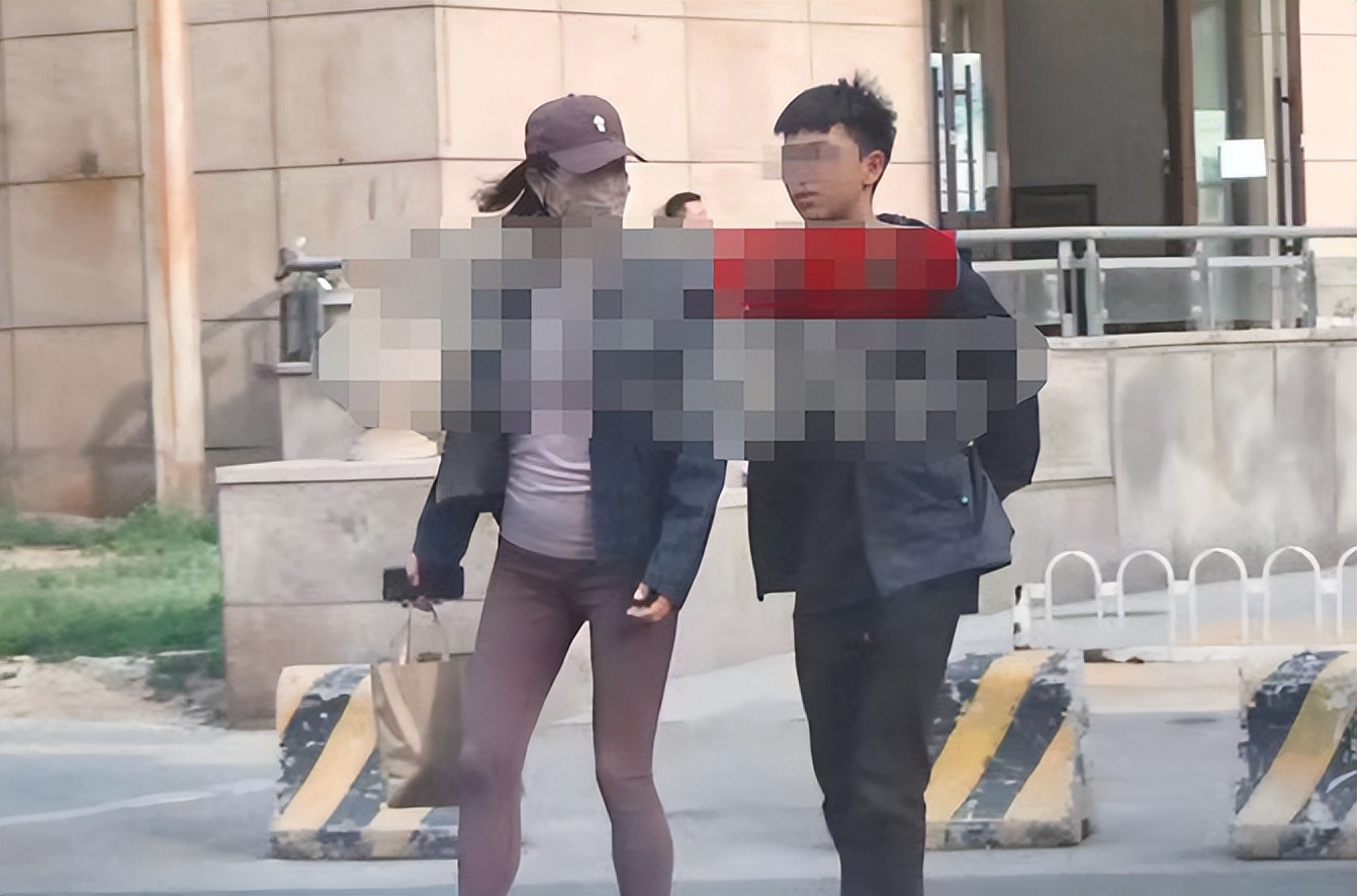 Take stock of the melons!Bai Baihe is suspected of being pregnant, Chen ...