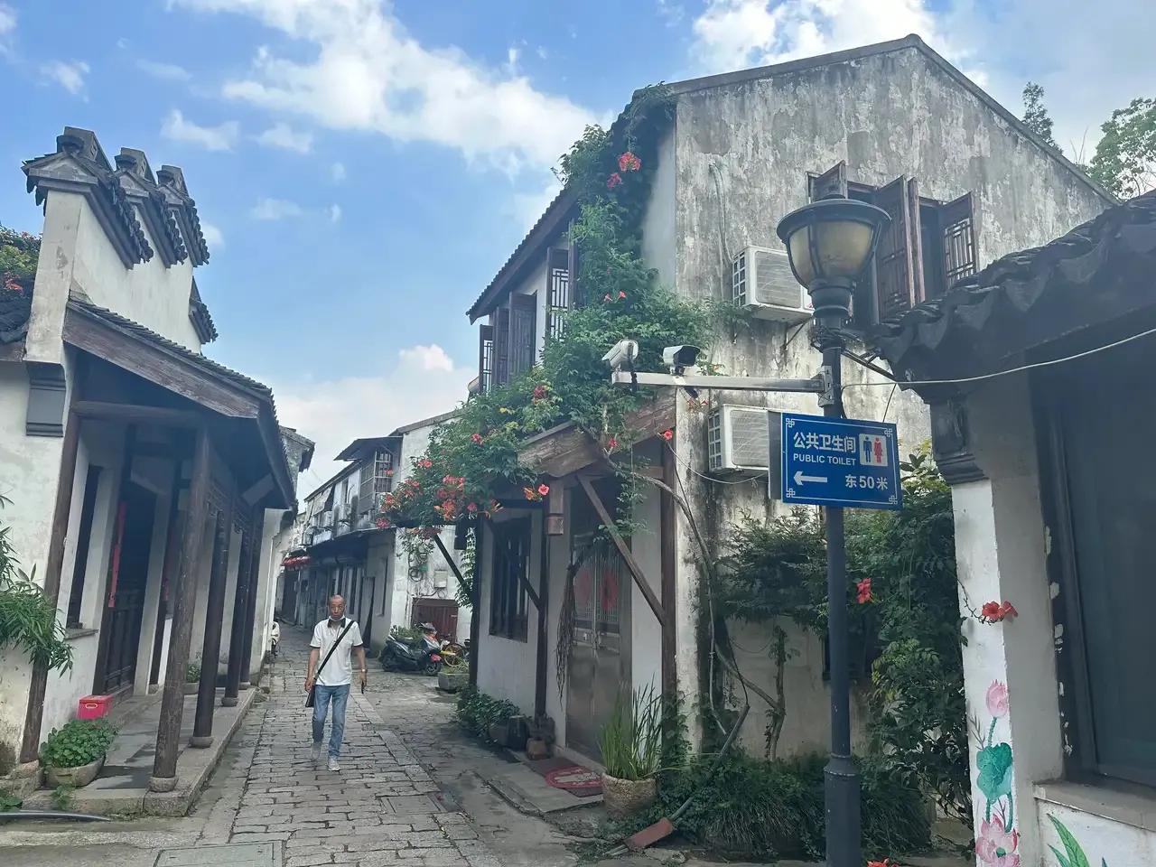 Zhengyi Ancient Town, more than 6,000 years ago, is the hometown of ...