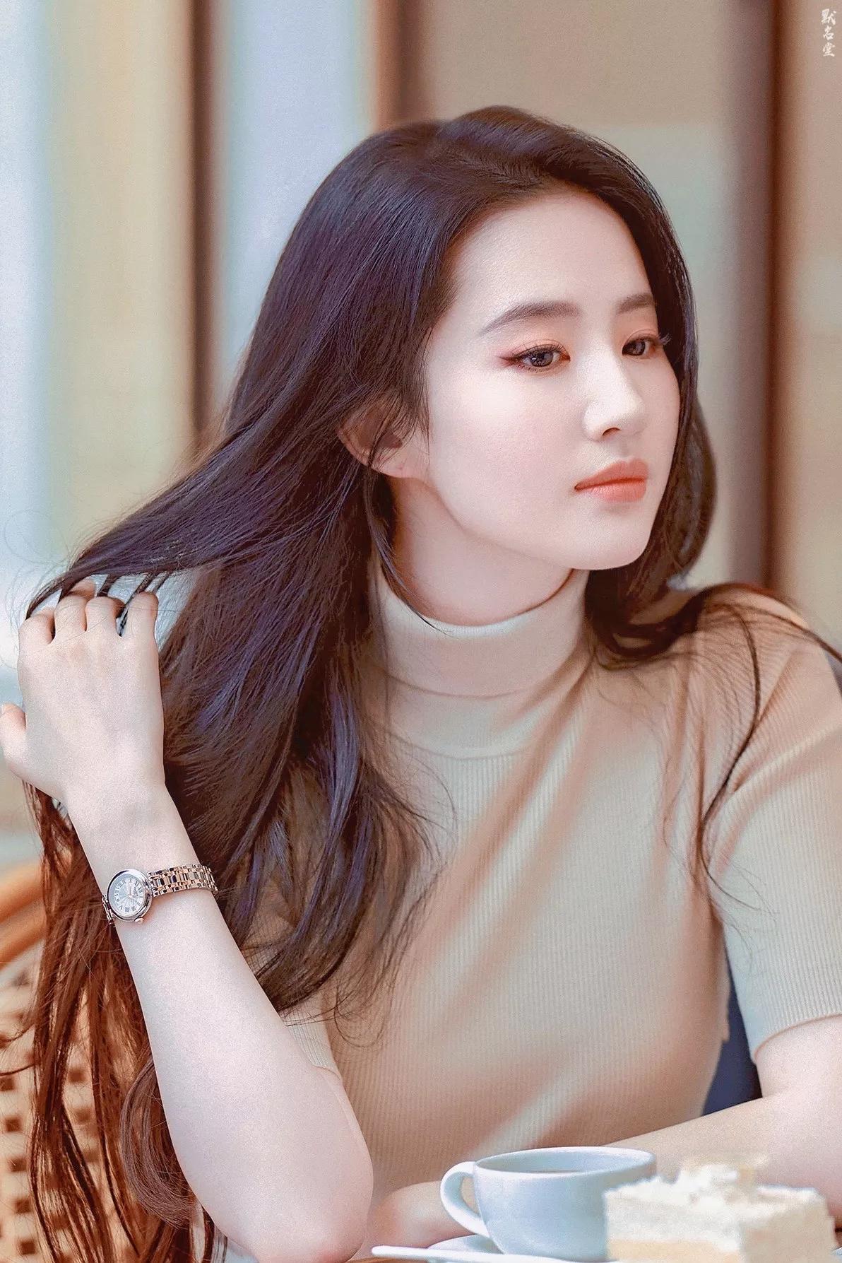 Liu Yifei - iNEWS