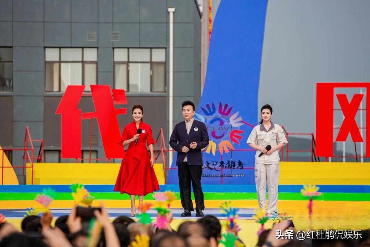 Zhu Xun and Zhang Zequn have not been on the same stage for a long time, and netizens feel that ...