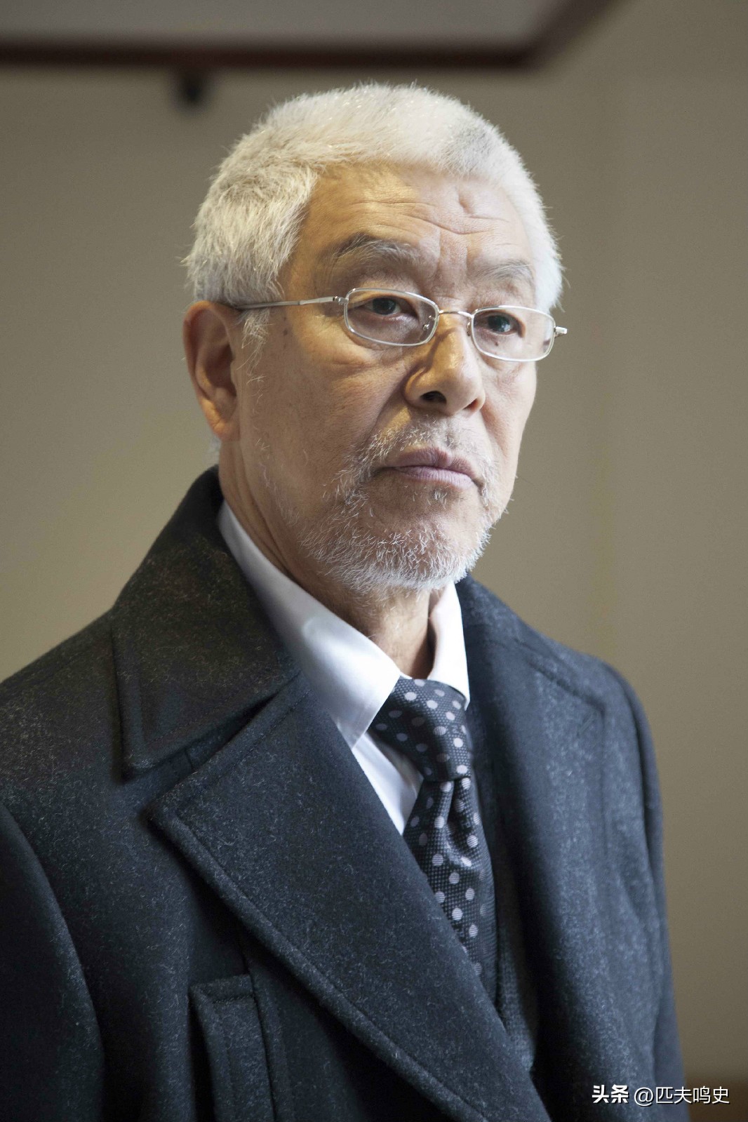 Actor Zhang Hongjie: All three children were gnawing on the old, and he ...