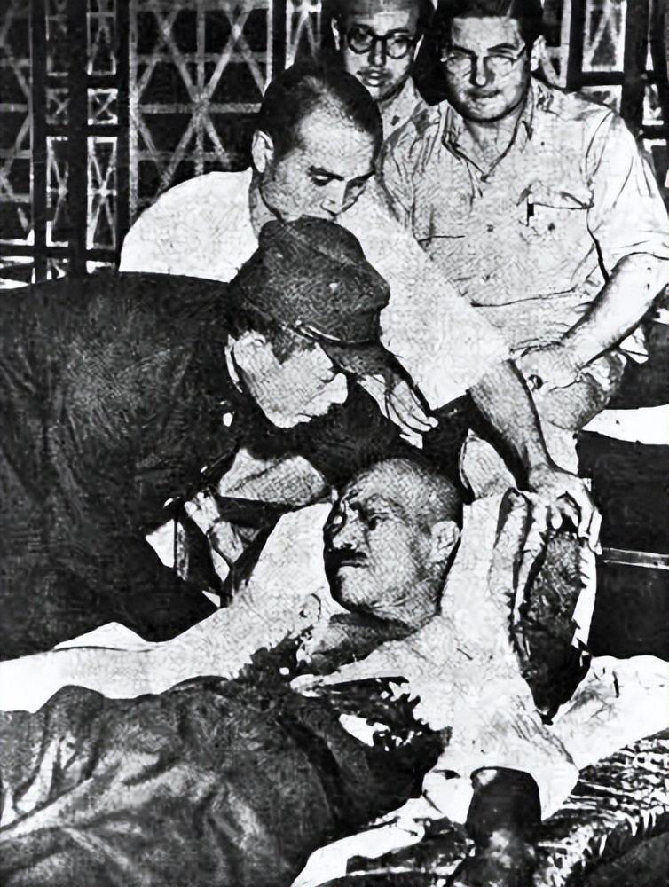 Japanese war criminal Hideki Tojo was hanged in 1948 - iNEWS