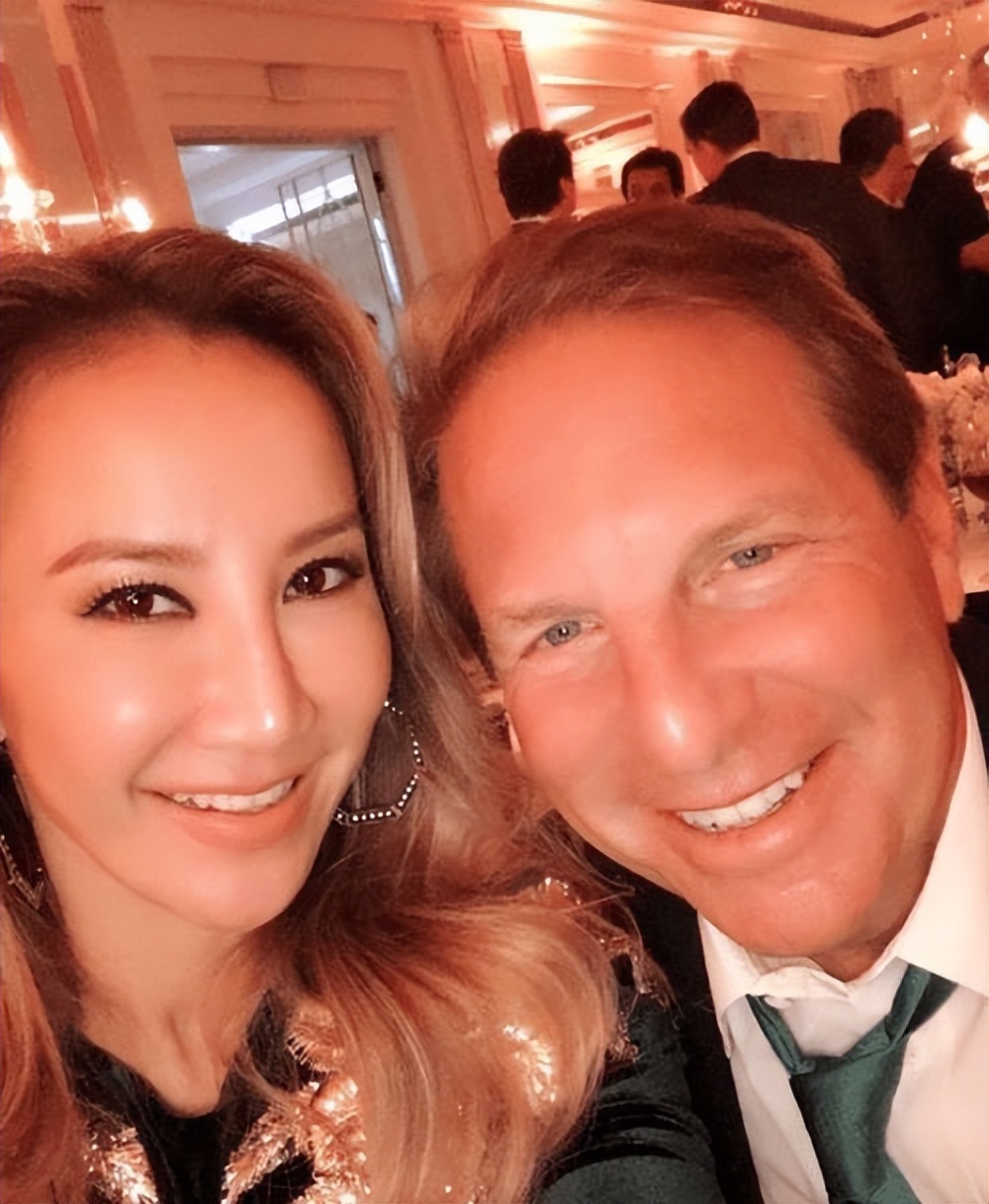 Behind the Pressure and Pain: The Bizarre Trajectory of Female Singer ...