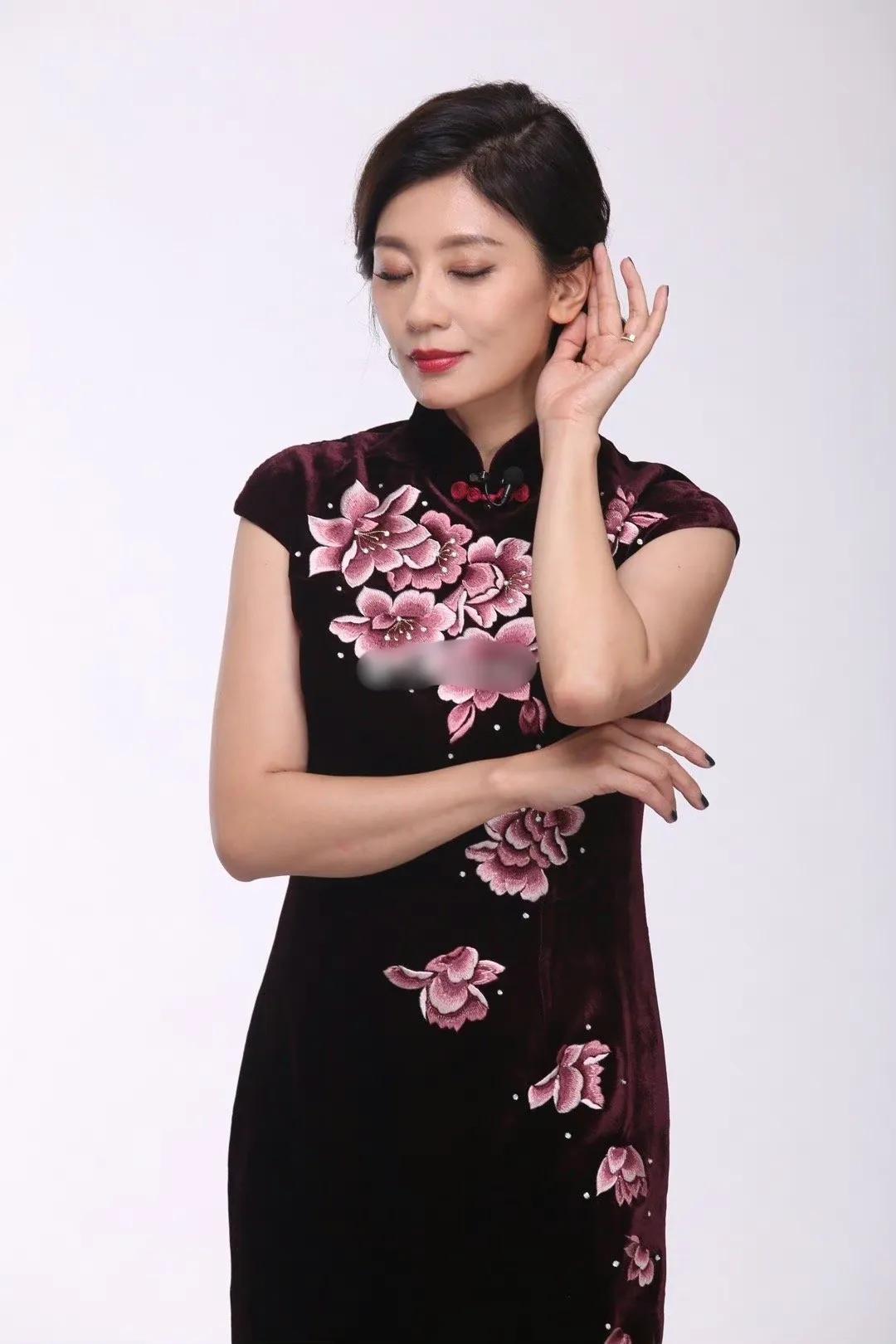 Jia Jingwen does not lose the demeanor of the first-generation goddess ...
