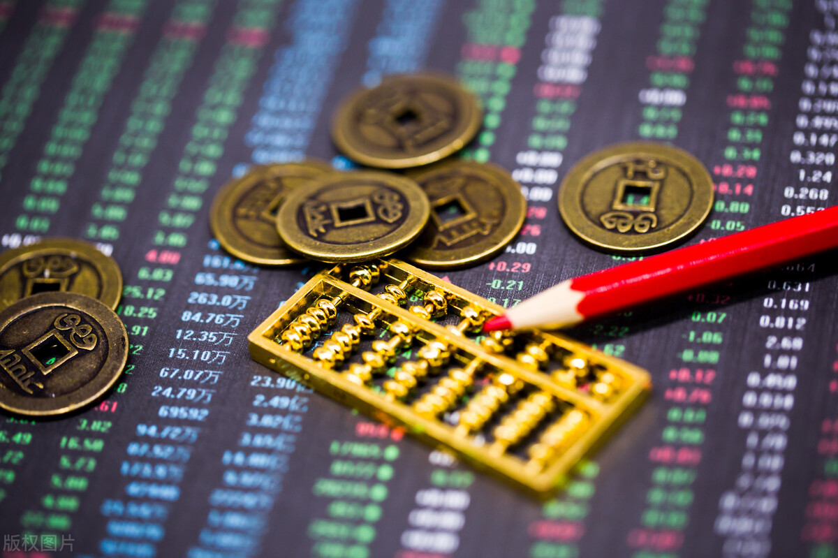 How much do consumption, investment, and net exports contribute to ...