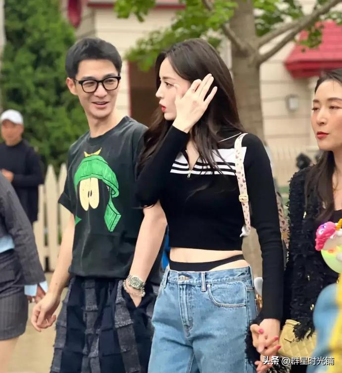 Two Nazha fakes, Reyza camisole, Zhang Ziyi bellyband, Jike Junyi tan, flattering and not vulgar ...