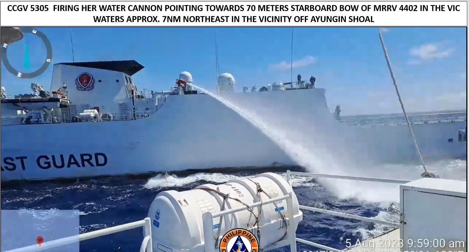 There was a conflict on the Ren'ai Reef, and the Coast Guard 4203 used ...