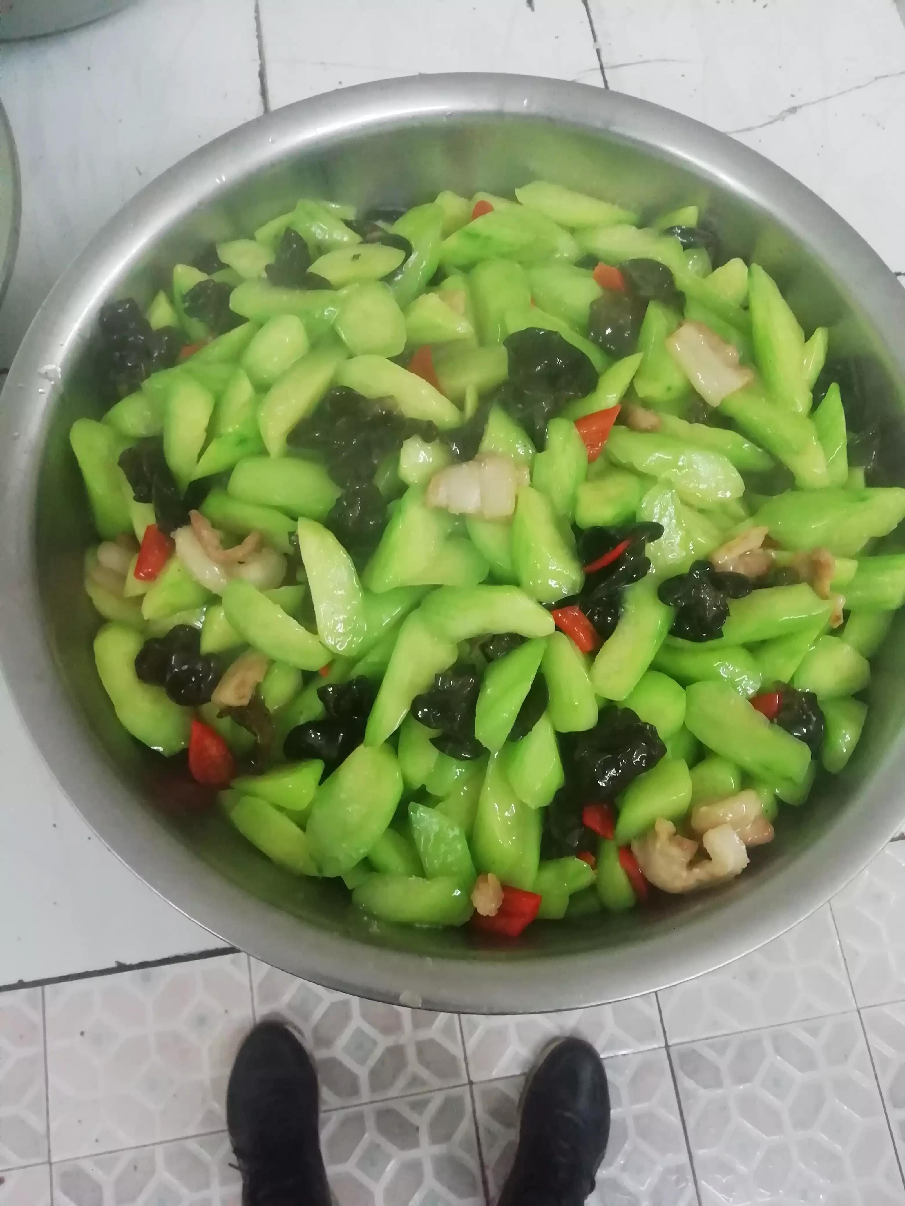 A pot of good dishes - iNEWS