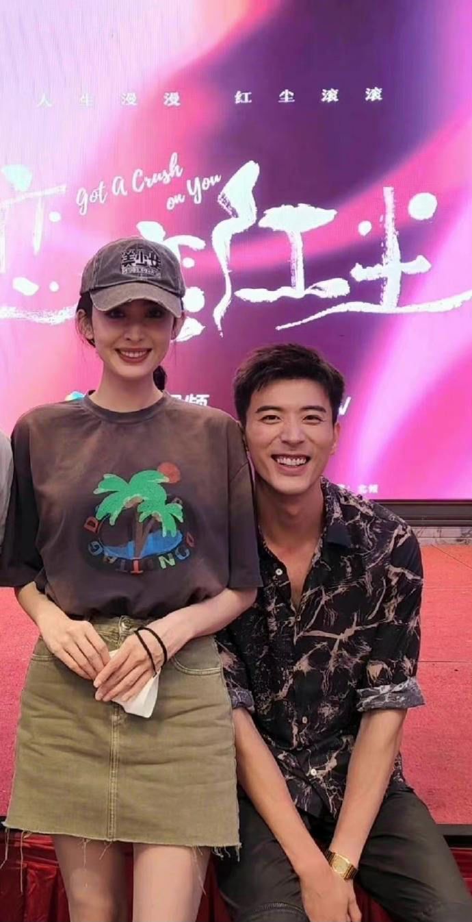 Nuozha clarifies that she is not a junior, and Jiang Kaitong also ...