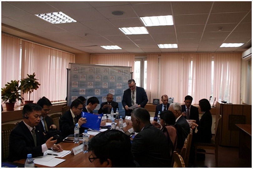 Russia's new ambassador to China looks straight - iNEWS