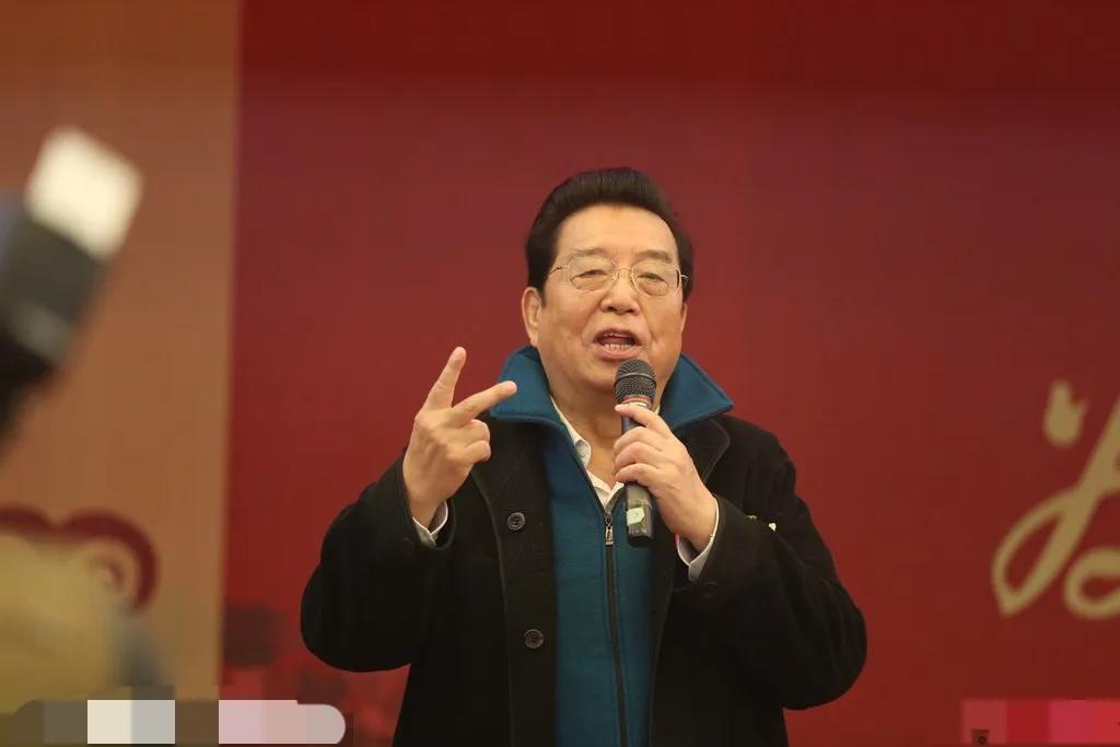 Singers Li Shuangjiang and Cheng Zhi compete in singing skills, who do ...