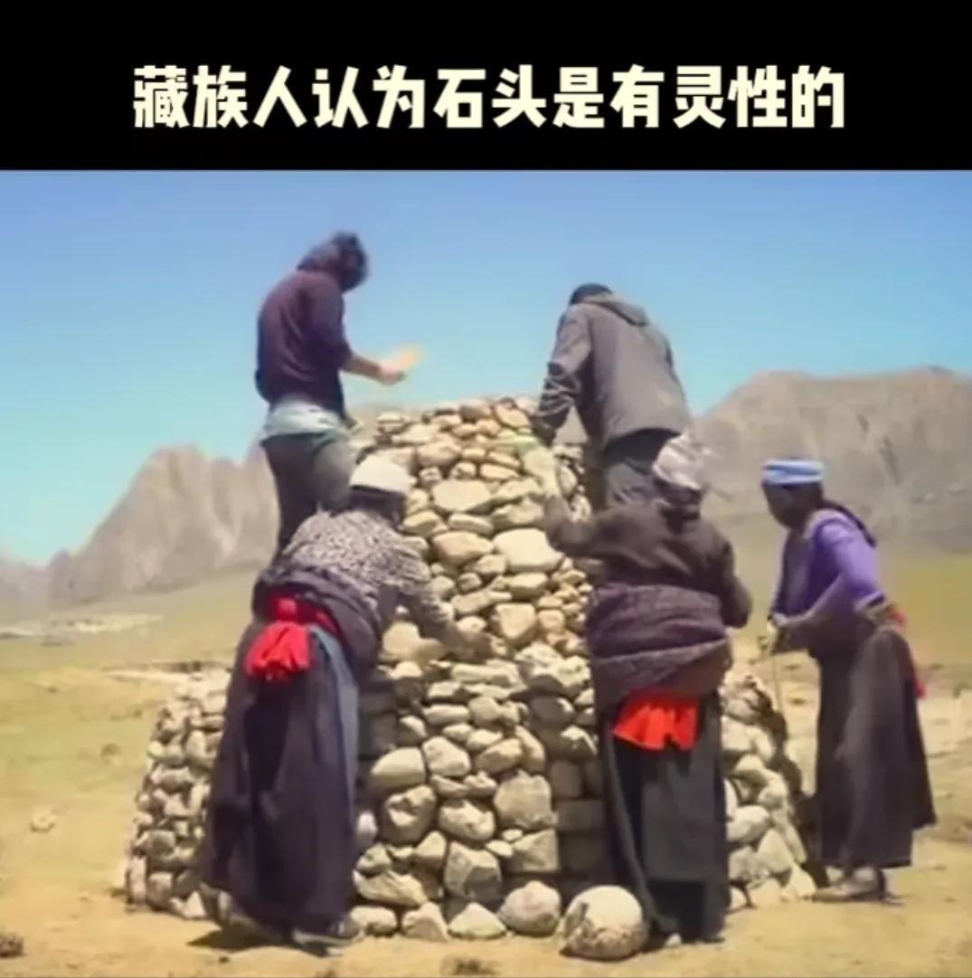 Foreign man kicks down "Mani pile" on Mount Everest, causing public ...