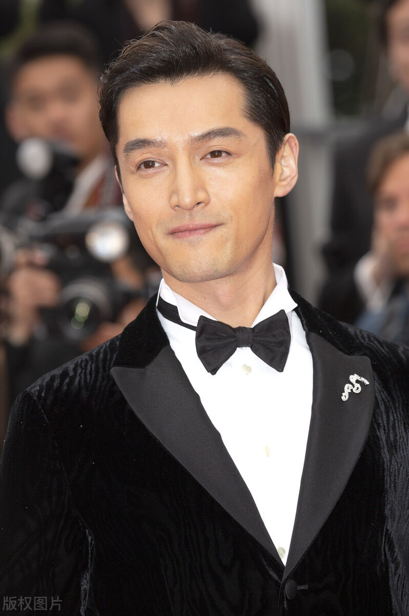 "Growing up as a superstar" How did Hu Ge's academic journey create his ...