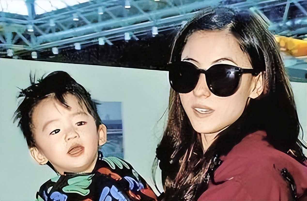 After the divorce, Cecilia Cheung commented on Xie Tingfeng in this way ...