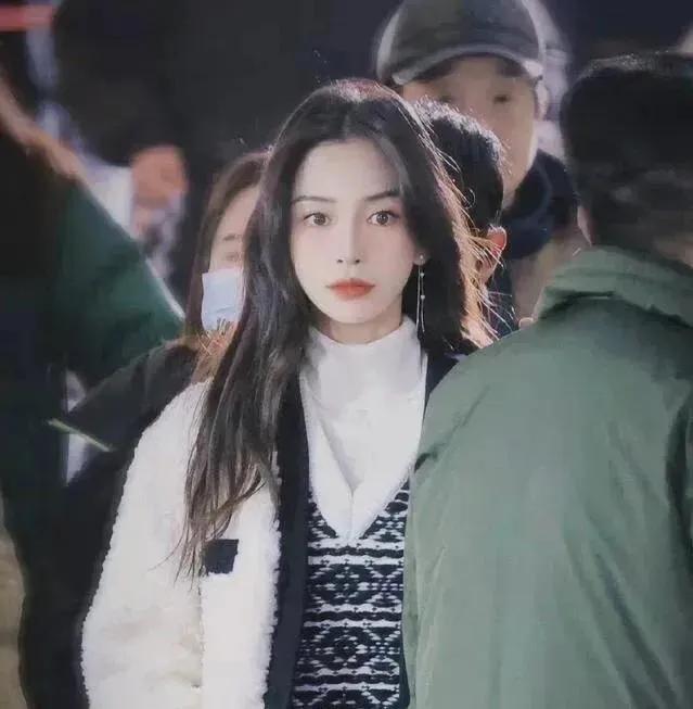 Baby Yang Ying, it's official! Later, "Yang Ying Studio" was changed to "Liu Xia Psychological ...