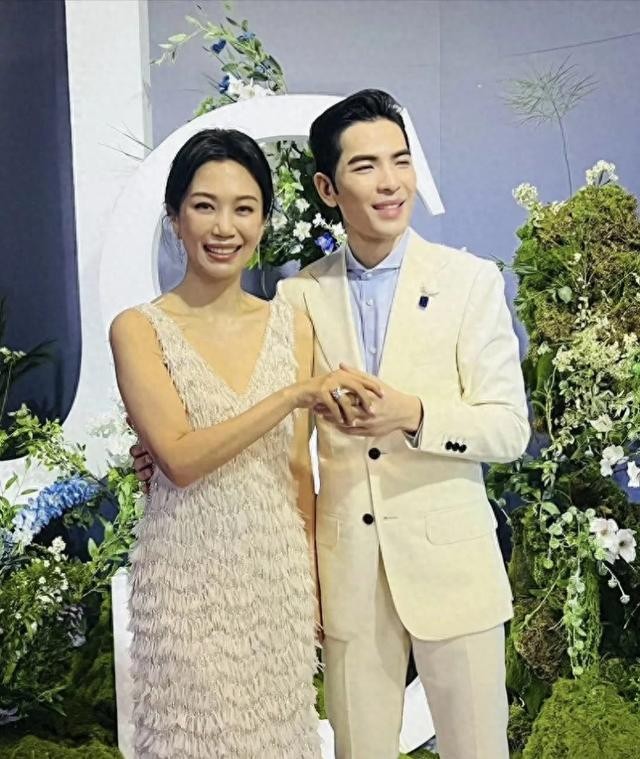 Jam Hsiao held a wedding, with Xiang Huaqiang, Xiang Tai, Jia Jingwen ...