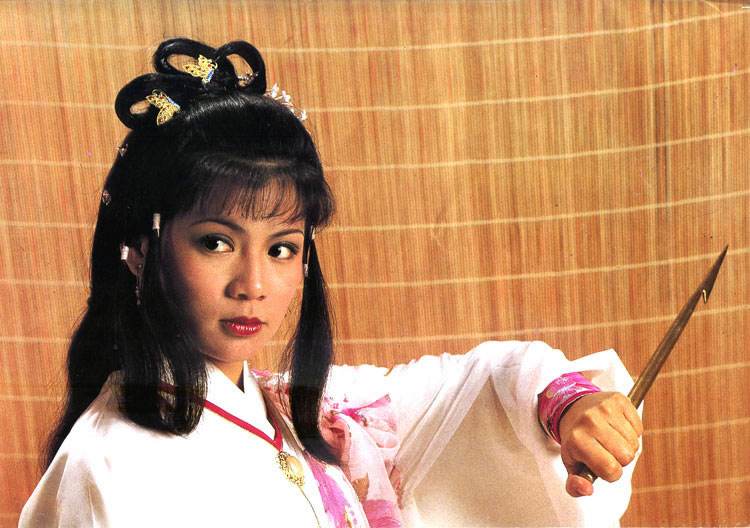 The same daughter, why is Huang Rong partial to Guo Fu?The answer is ...